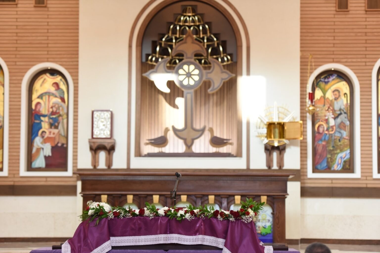 Good Friday: The Liturgy of the Passion at the Archdiocese’s Cathedral ...